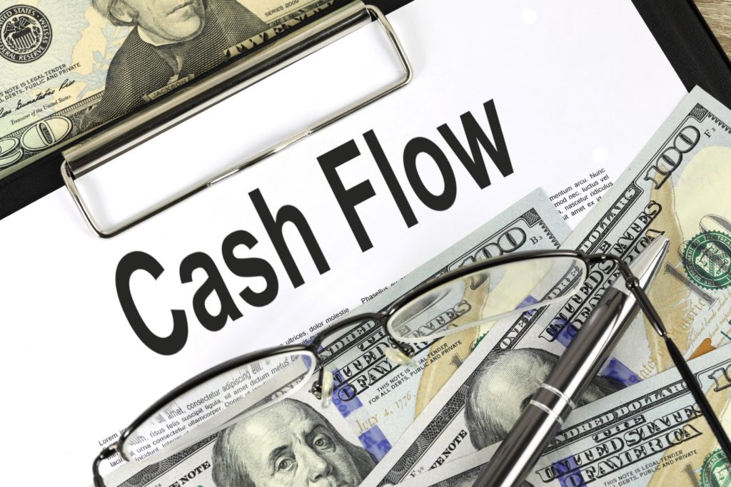 Top Tips for Effectively Managing Cash Flow for Your Online Store
