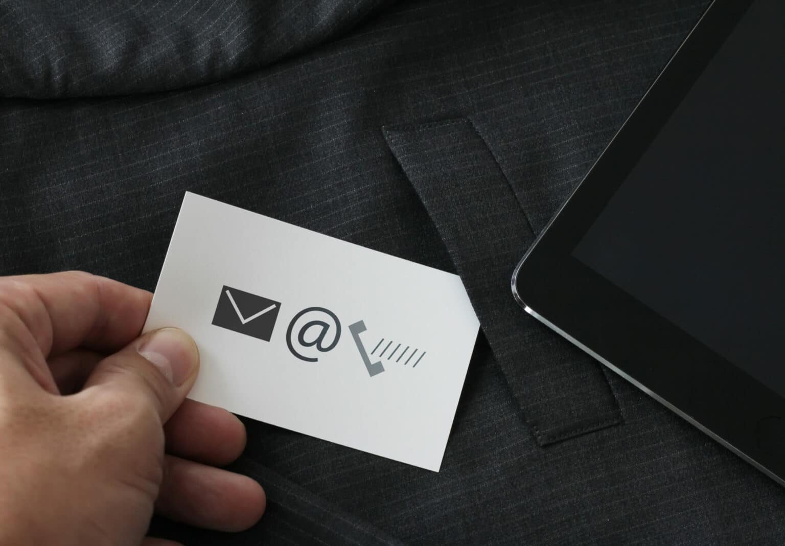 What is a Digital Business Card and 9 Reasons Why You Need One - Tweak ...