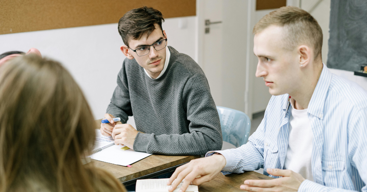 10 things highly perceptive people notice instantly about a person's ...